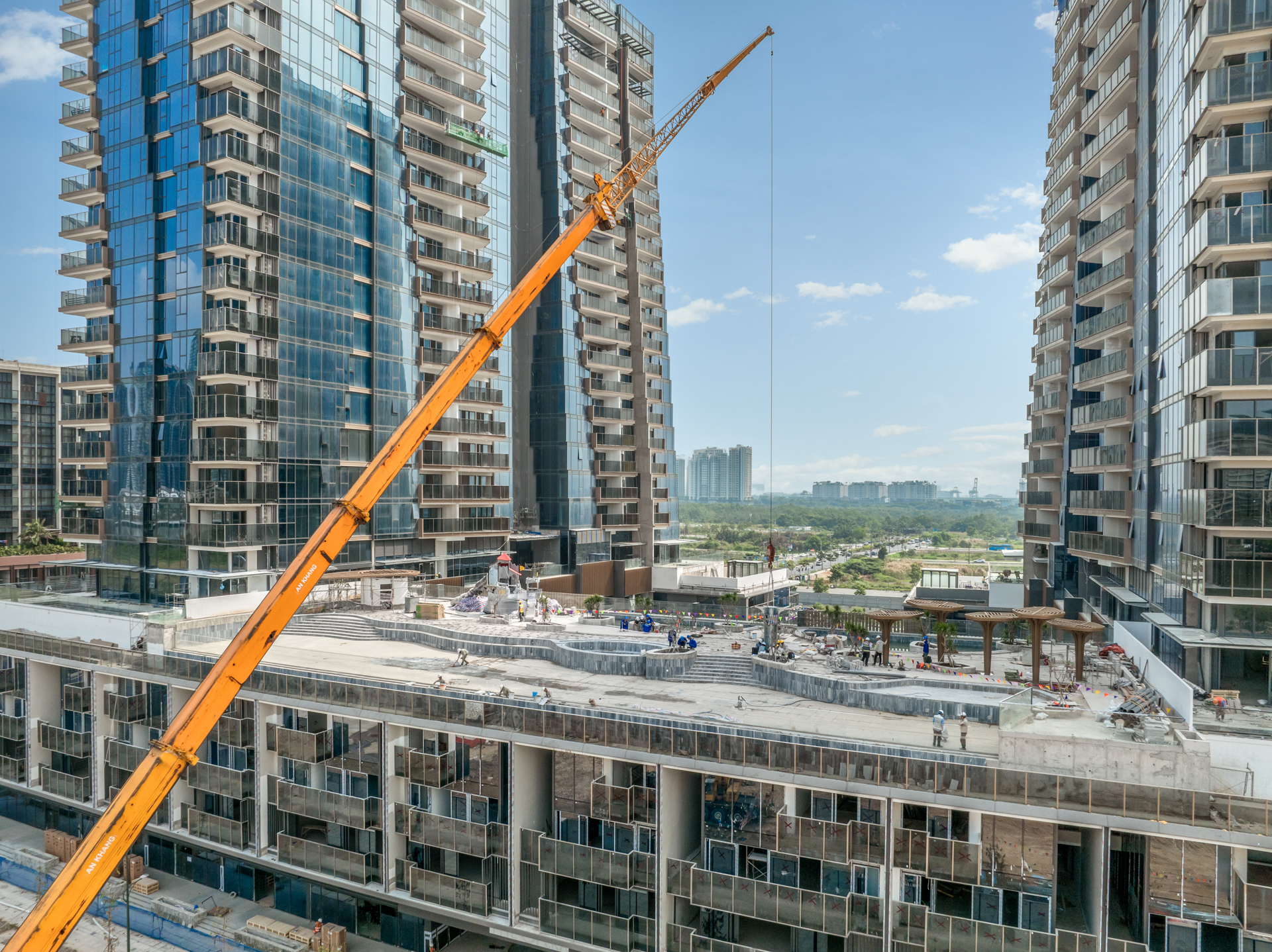 The Opera Residence (Metropole Plot 17)