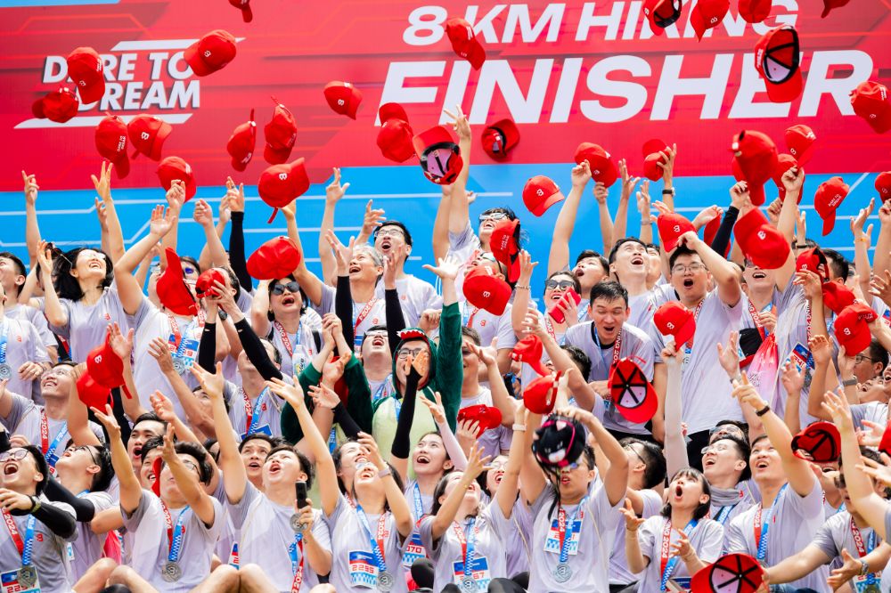 BM WINDOWS’ Hiking 2023