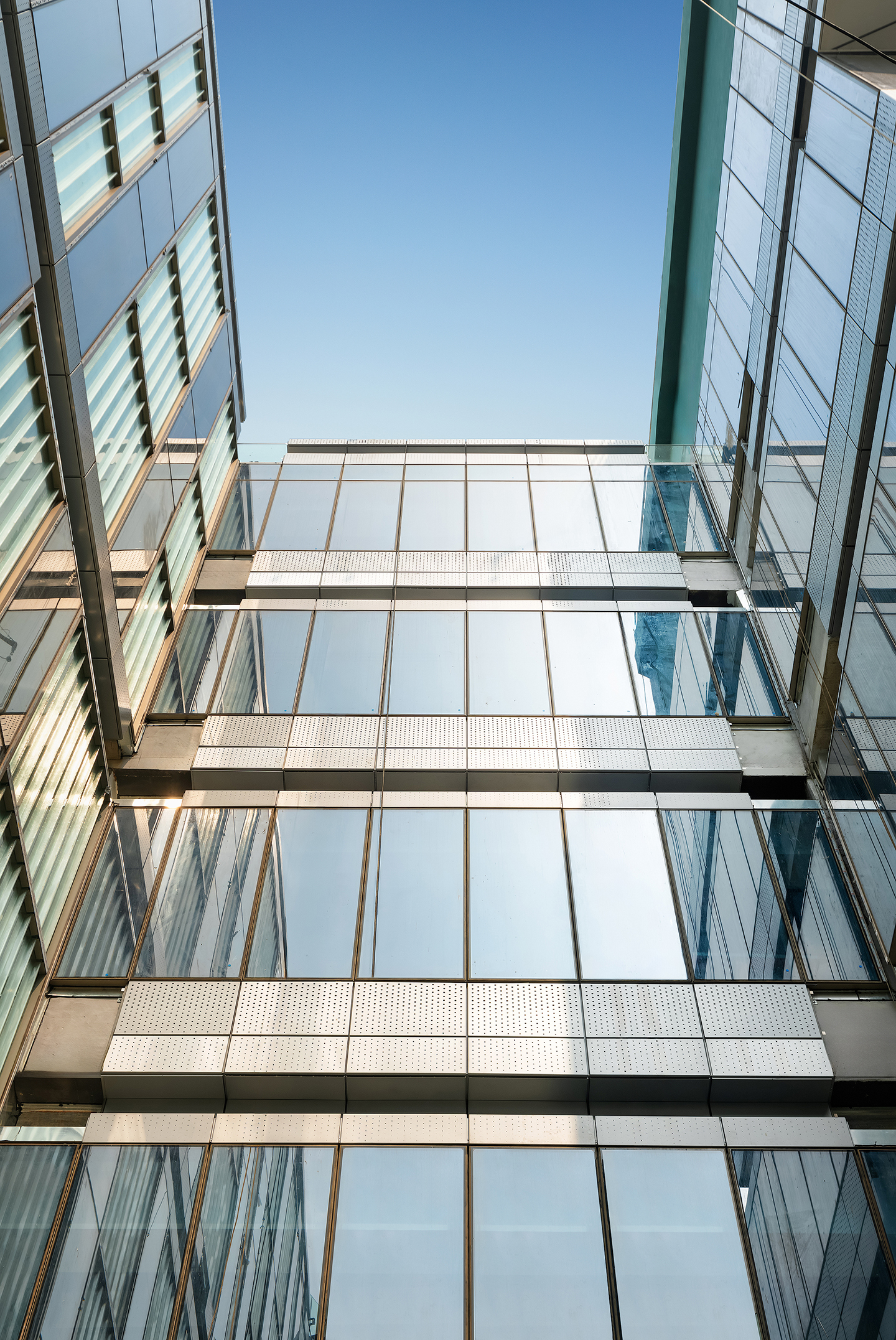 BM Windows completes the Façade of Dwight School Hanoi | BM Windows